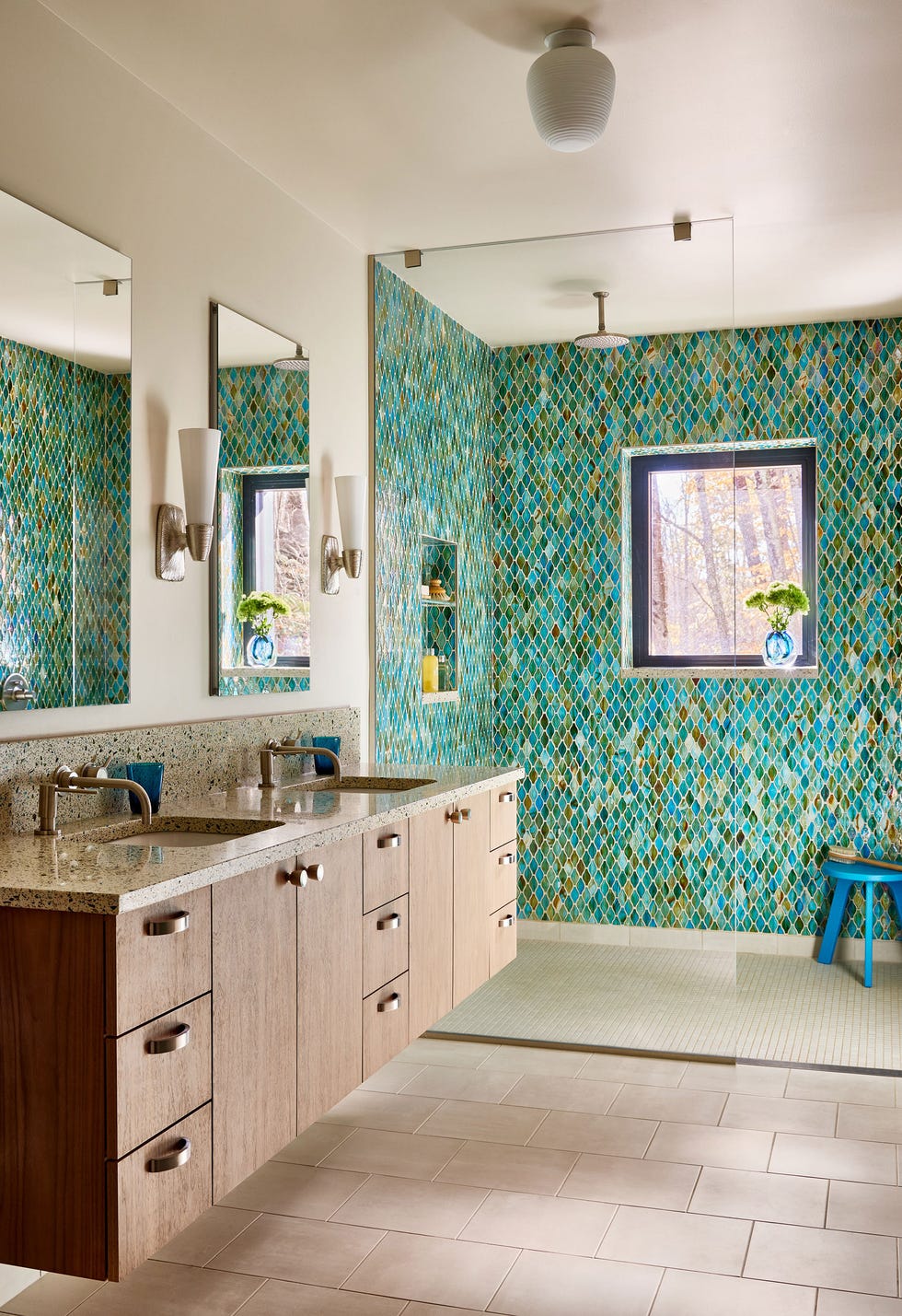 Ideas creativas para nichos de ducha que transforman tu baño